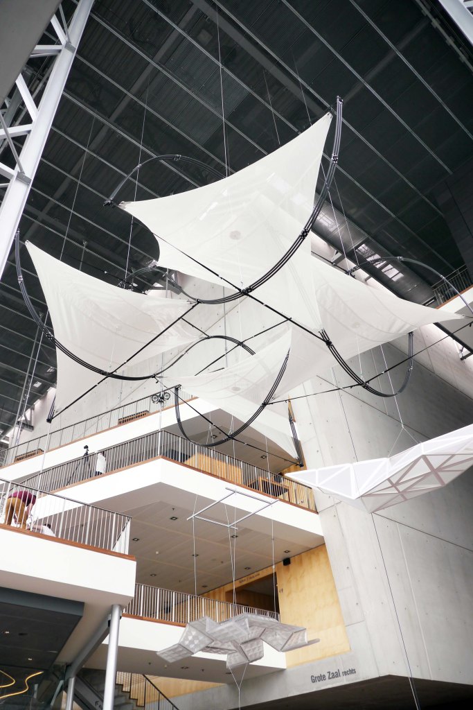 Bending-Activated Tensegrity | Eike Schling