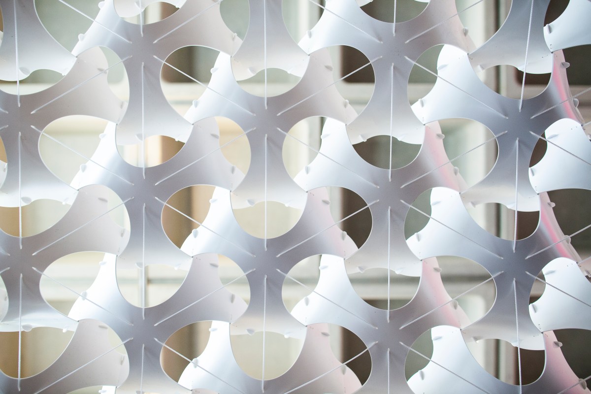 Hexagonal Bending | Eike Schling