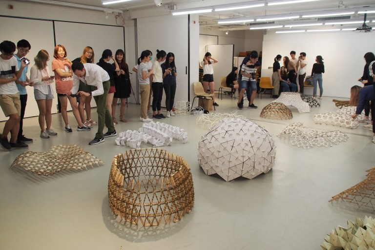 Modular Structures | Eike Schling